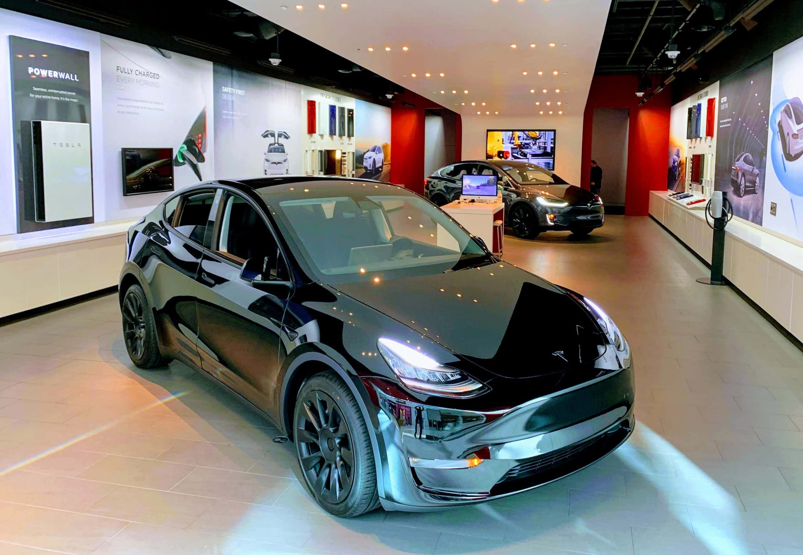 Tesla adjusts new Model 3 timeframes in Europe as first deliveries near ...