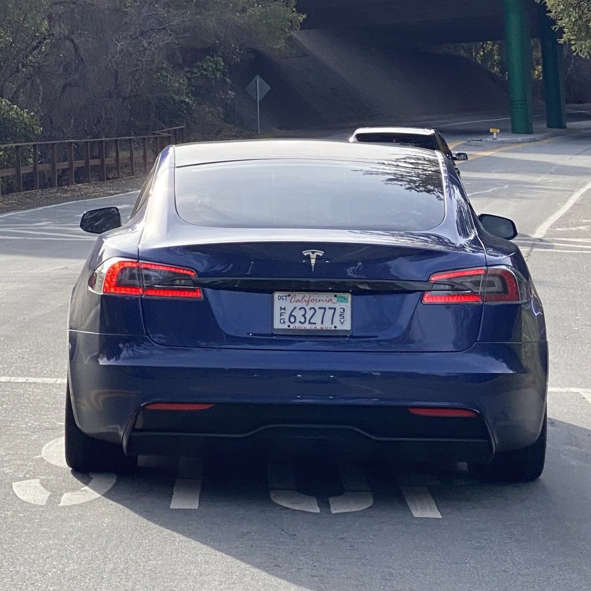 Tesla Model S “Refresh” spotted with Plaid-style widebody and new ...