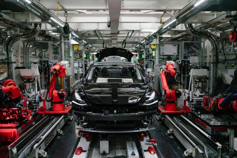 Tesla’s manufacturing edge is highlighted in legacy auto’s stranded ...