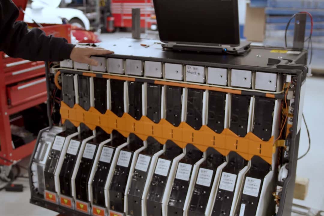 Tesla's early vehicles are setting the example for EV battery longevity ...