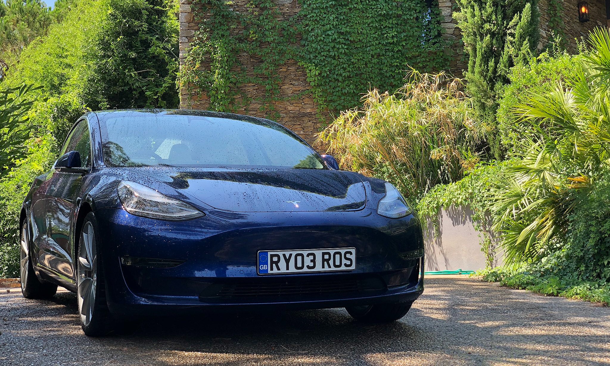 Teslas added to Uber in London in bid to boost electric vehicle ...