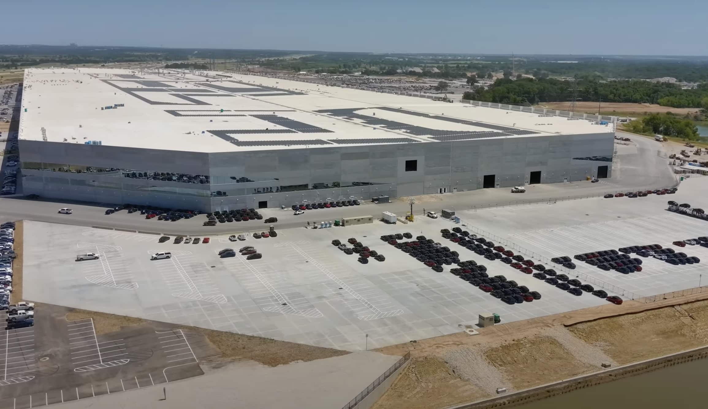 Tesla Giga Texas releases Model Y LR VINs, 279-mile AWD gets $2k price ...