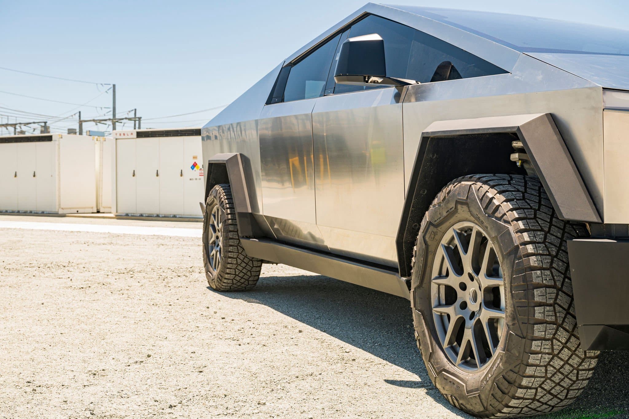 Tesla Cybertruck production machines already being ordered: report ...