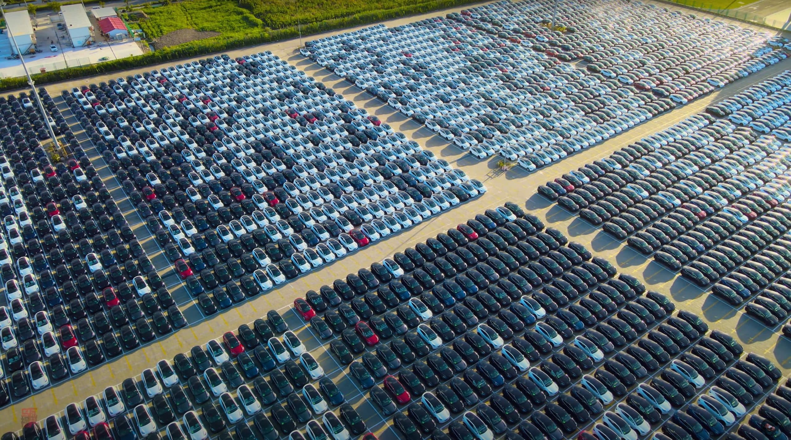 Tesla China flexes with gigantic batch of Model Y exports for Q3 ...