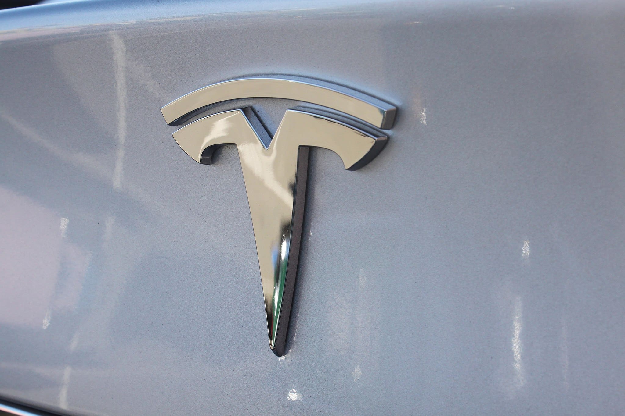 Tesla returns to Pwn2Own hacking competition with Model 3 & Model S as ...