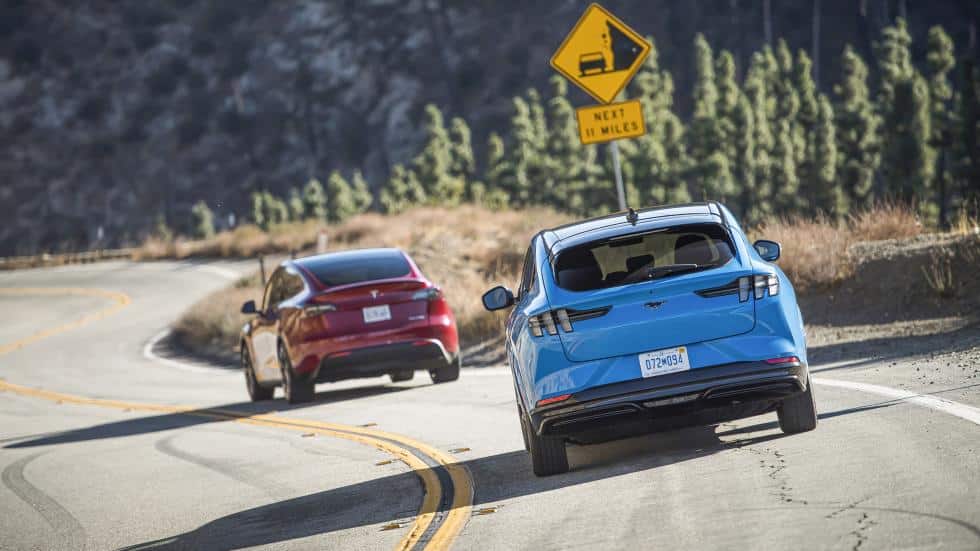 Tesla supporters protest after IRA incentives shun popular BEVs ...