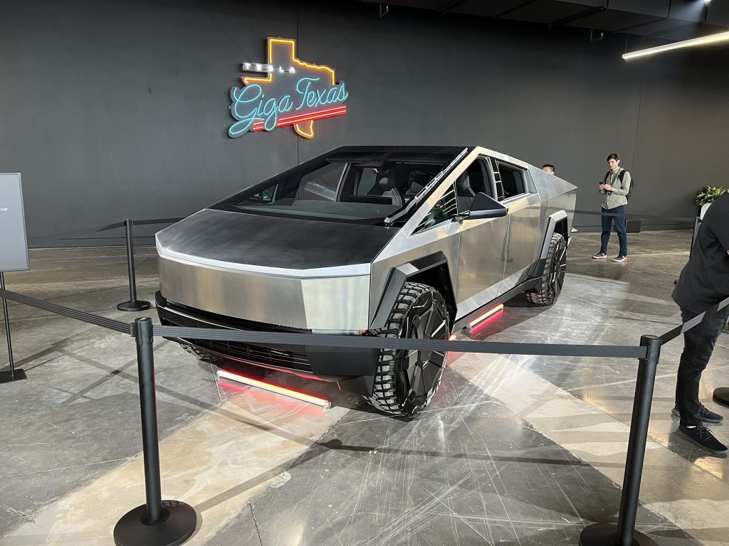 Tesla Model 3 keeps passengers safe after being smashed by fallen tree ...