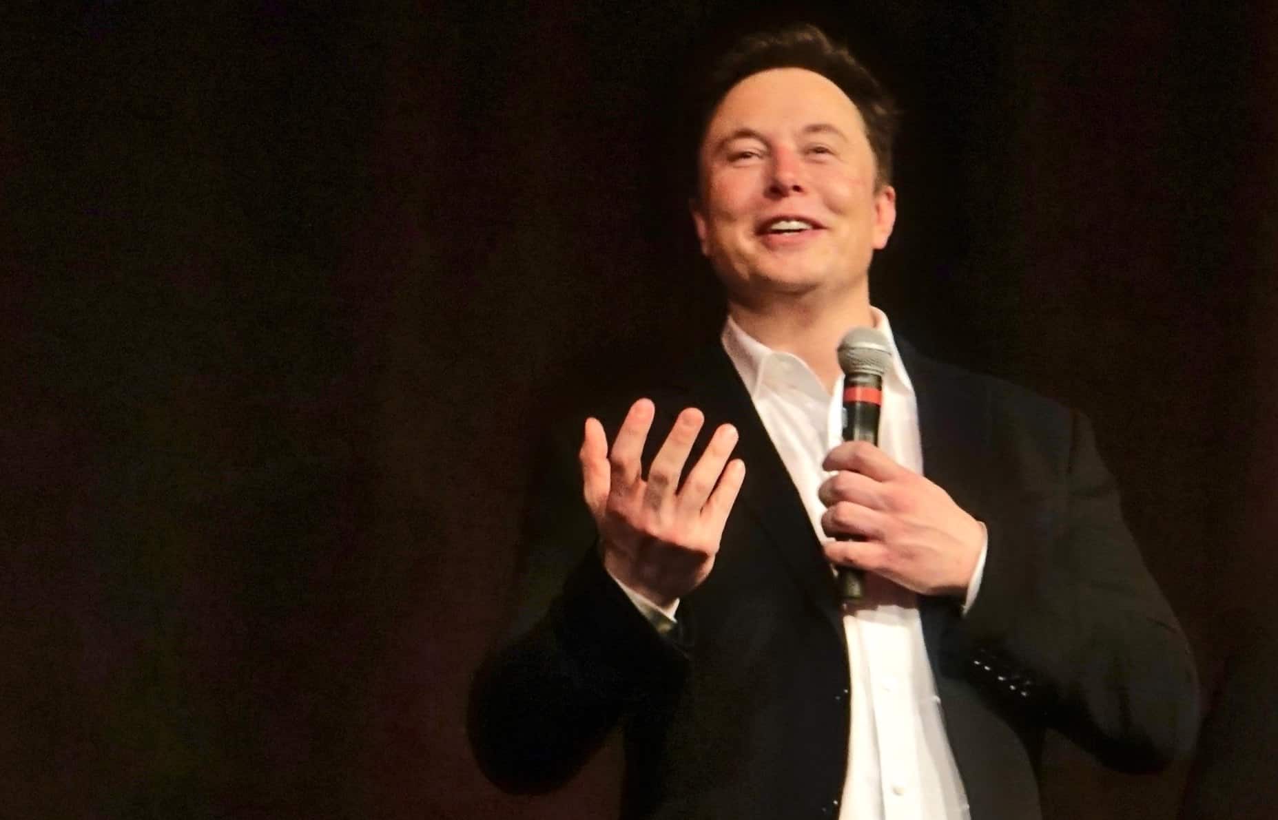 Here’s what Elon Musk and Tucker Carlson will talk about during their ...