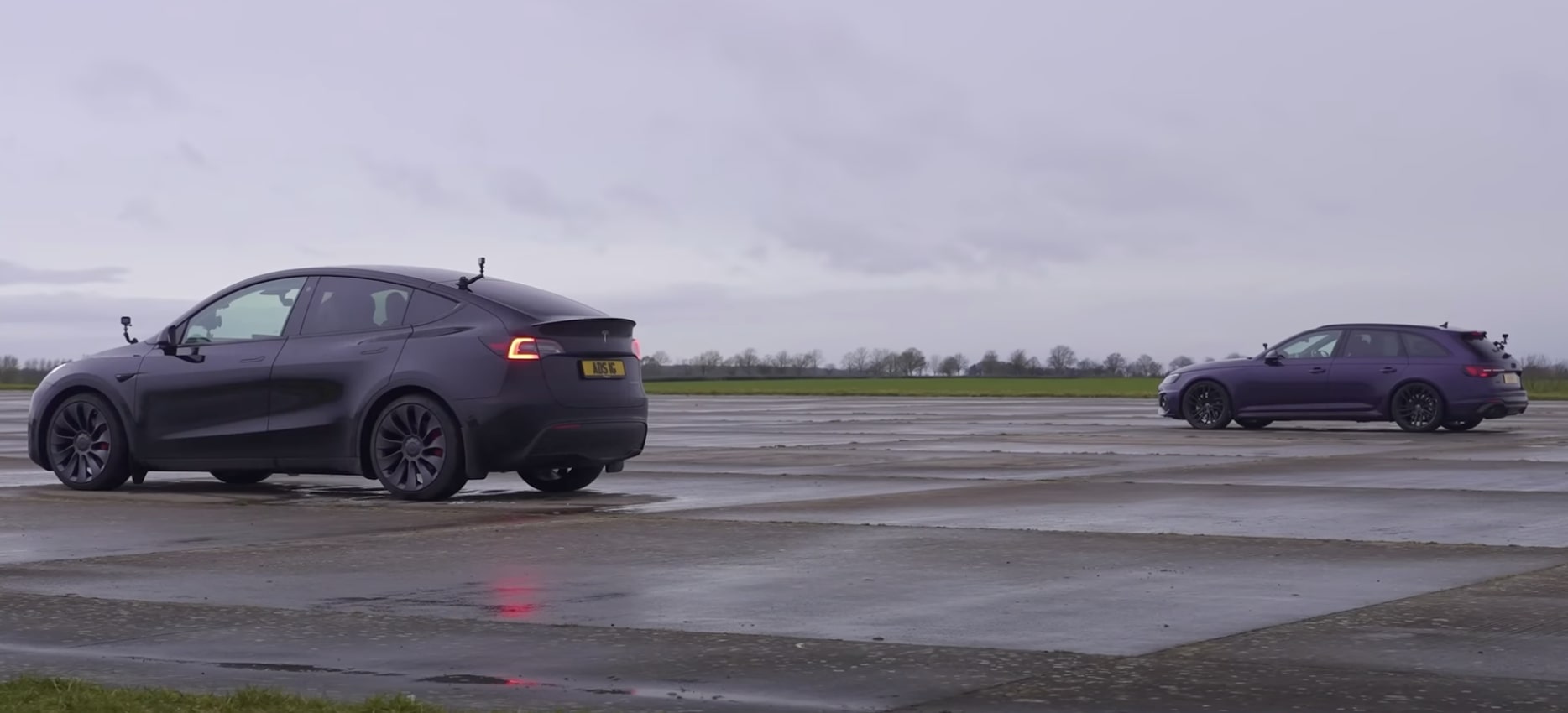 Tesla Model Y vs Audi RS4 drag race reveals practical sports car winner ...