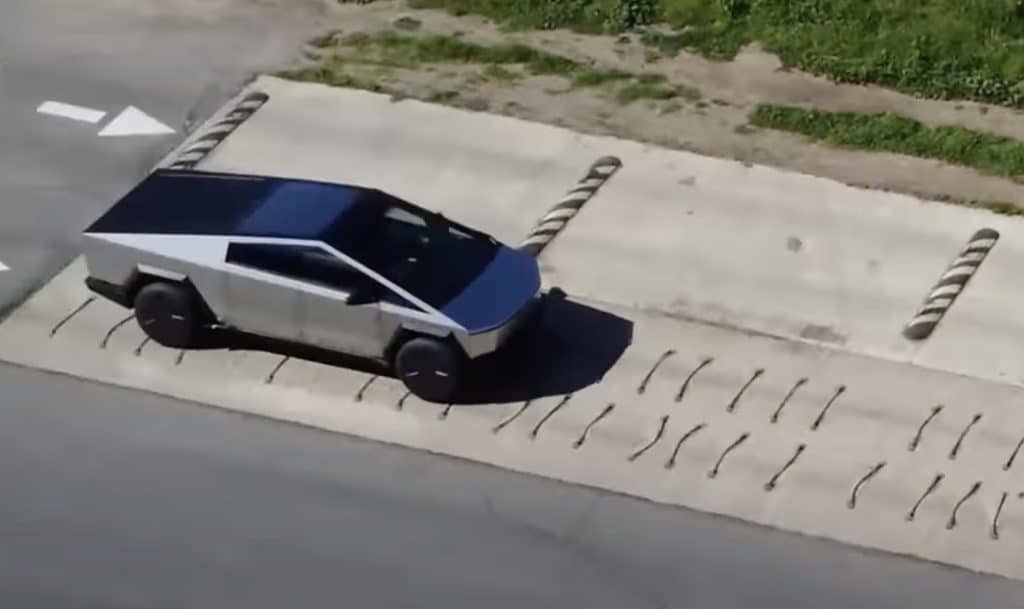 Tesla Cybertruck beta practices turns and tests its suspension in new ...