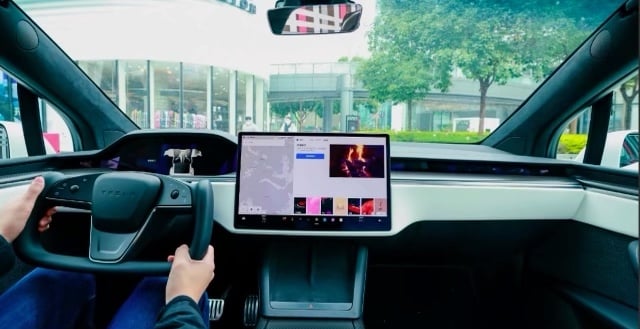 Tesla hacker observes “hidden” improvements with software update v11.4. ...