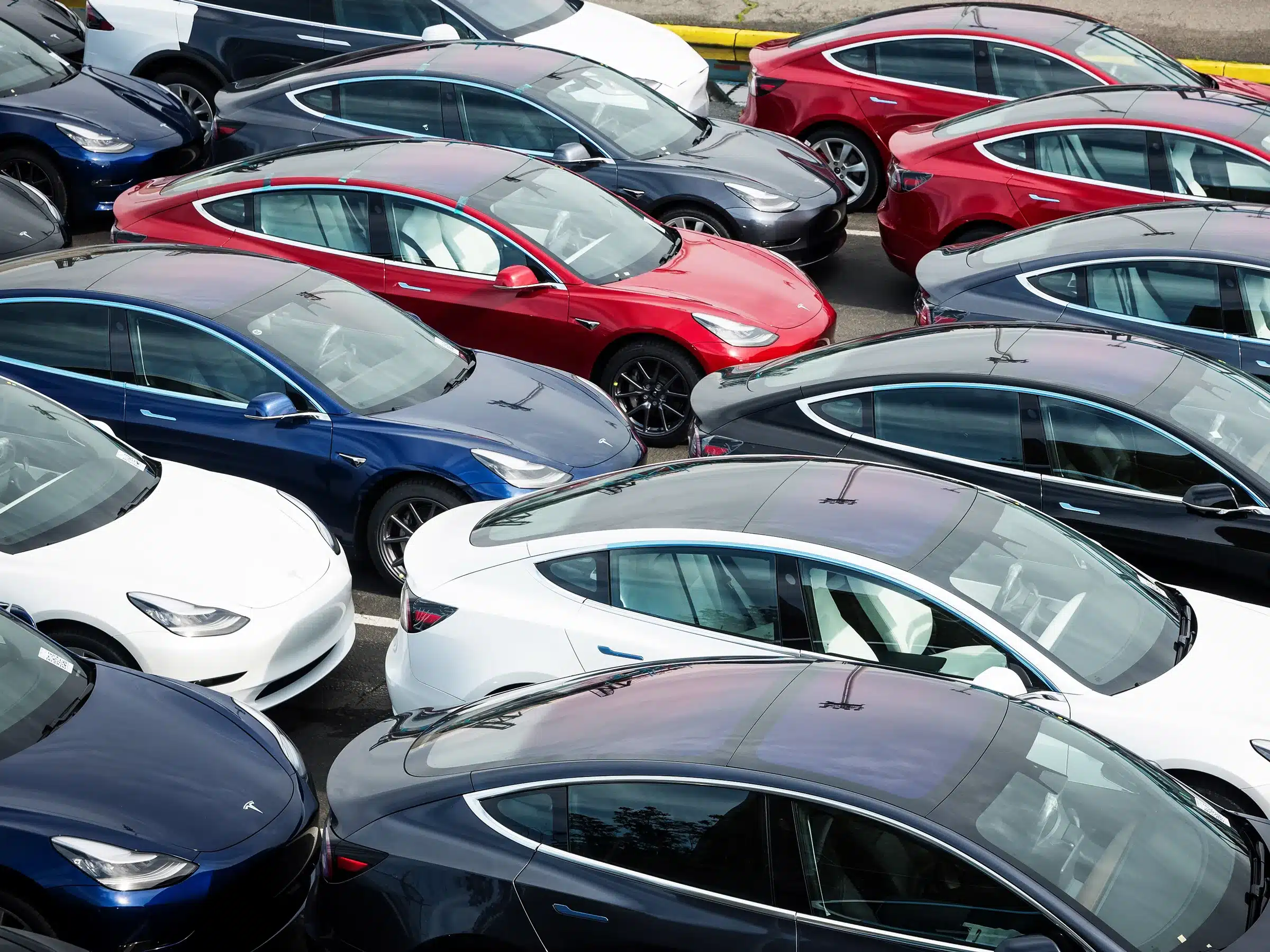 Electrifying Down Under: Tesla's Milestone in Australia and New Zealand ...