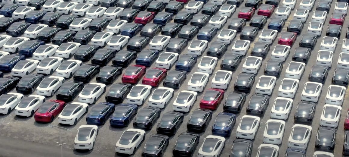 Tesla prepares massive shipment of Model 3 Highland for export to ...