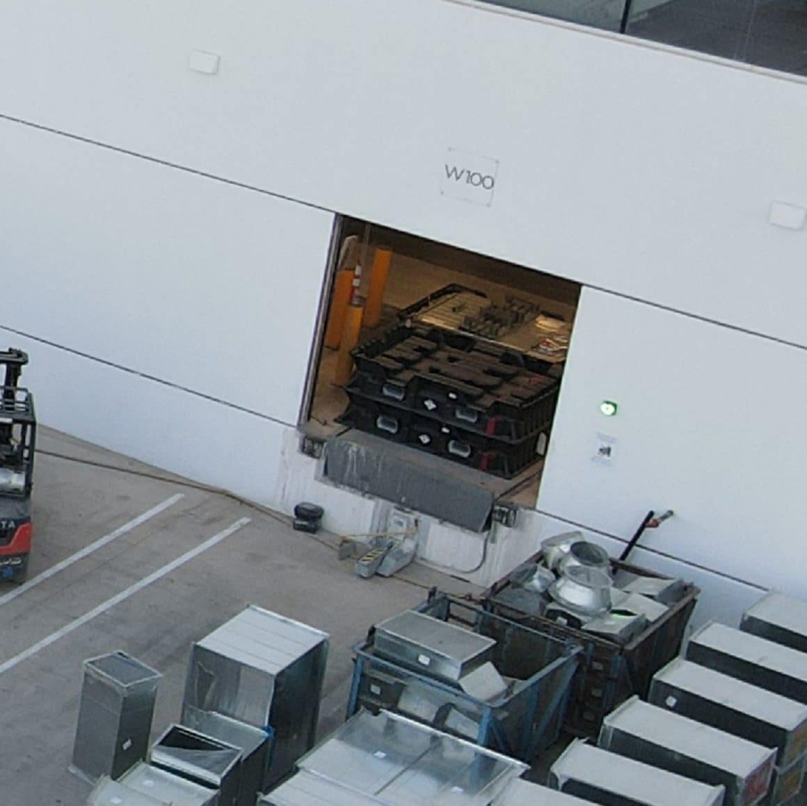 Potential Cybertruck battery packs spotted at Tesla Gigafactory Texas ...