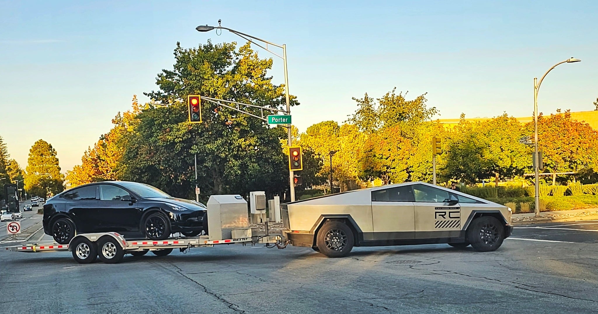 Tesla Cybertruck seen towing a Model Y on a trailer in California ...