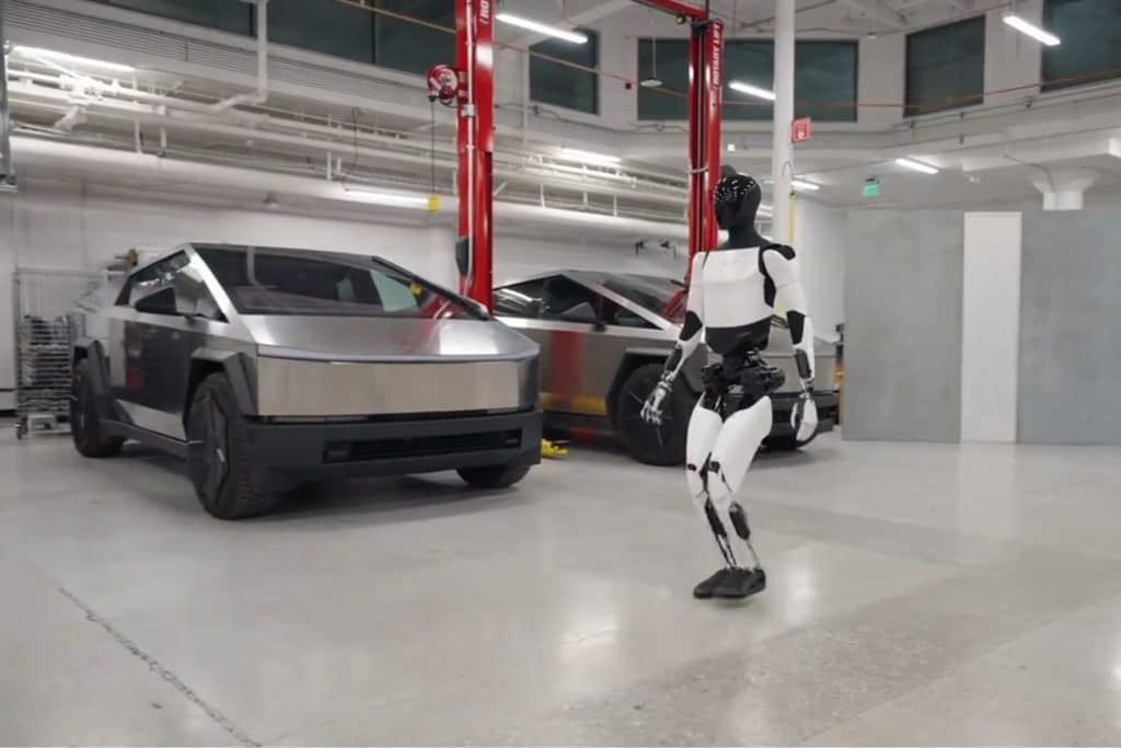 Tesla's Bold Leap into the Future with Humanoid Robots: The Optimus ...