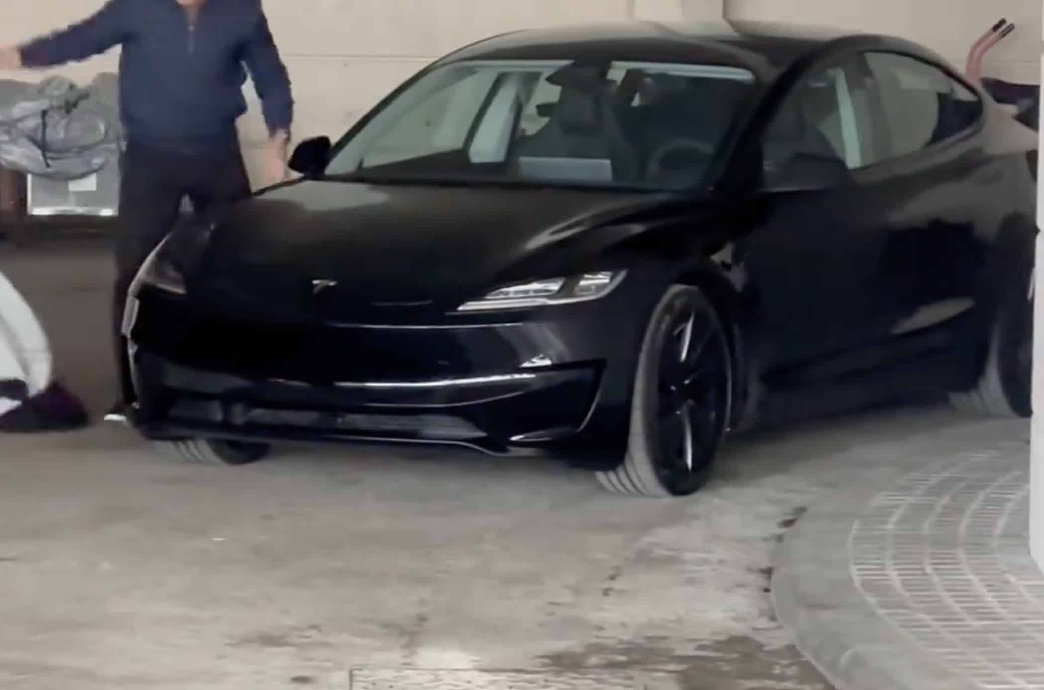 Leaked Details of Tesla Model 3 "Ludicrous" Offer Insight into Key ...