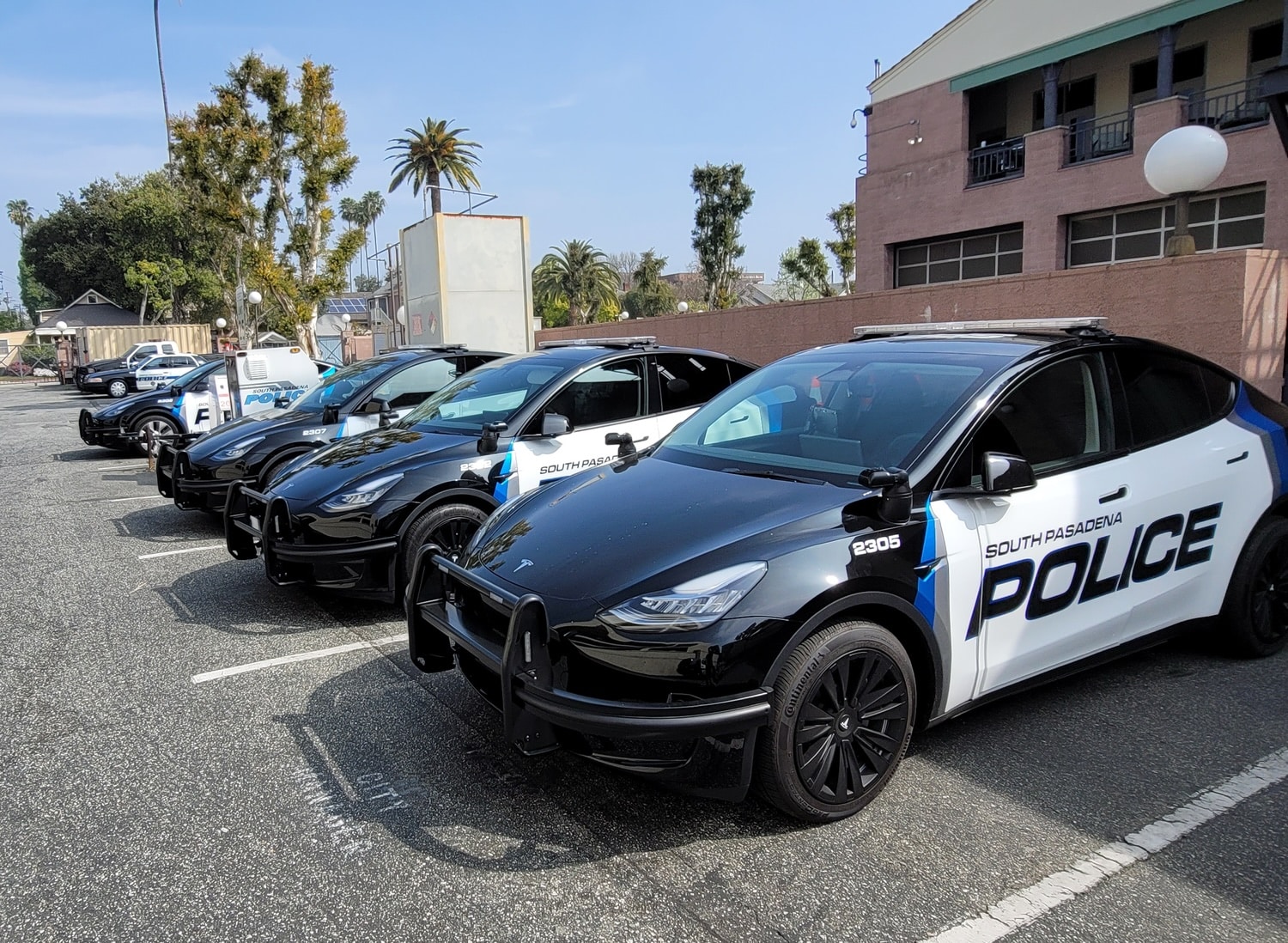 Revolutionizing Police Fleets: How Standard Fleet and UP.FIT are ...