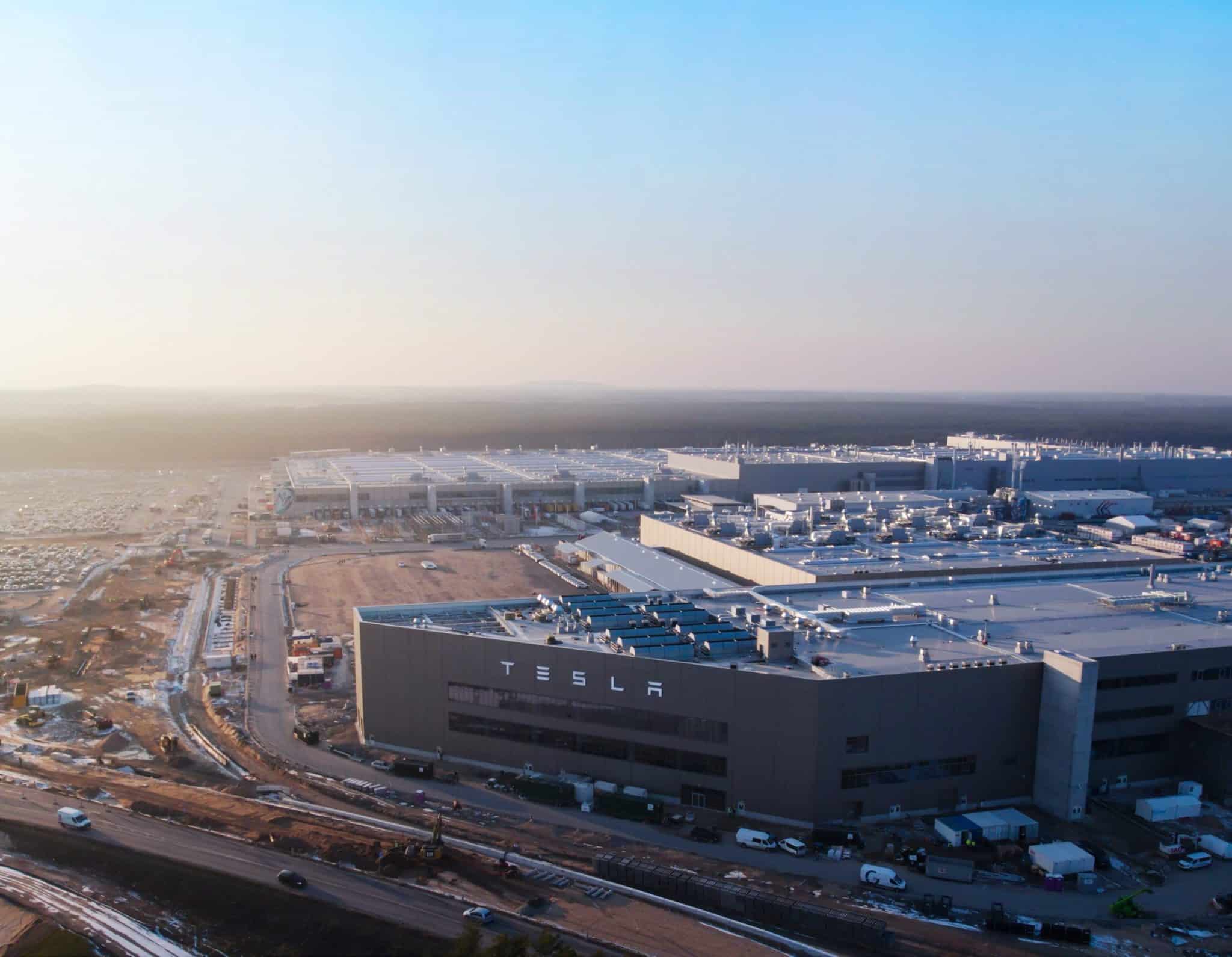 Tesla's Shanghai Megafactory: A Beacon of Sustainable Energy Future ...