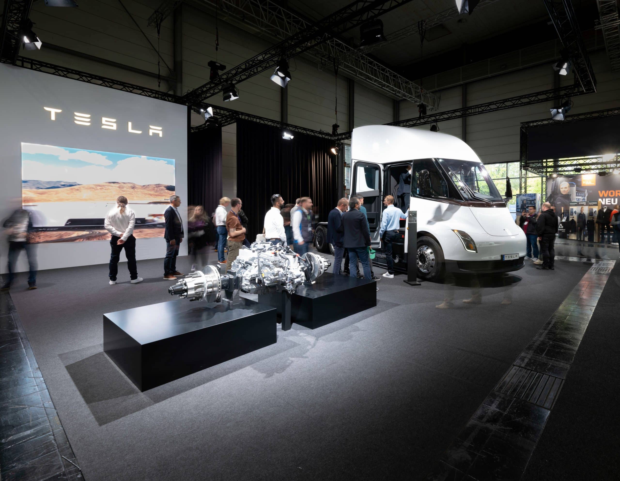 Tesla Semi: Paving the Way for a Cleaner Future in Global ...