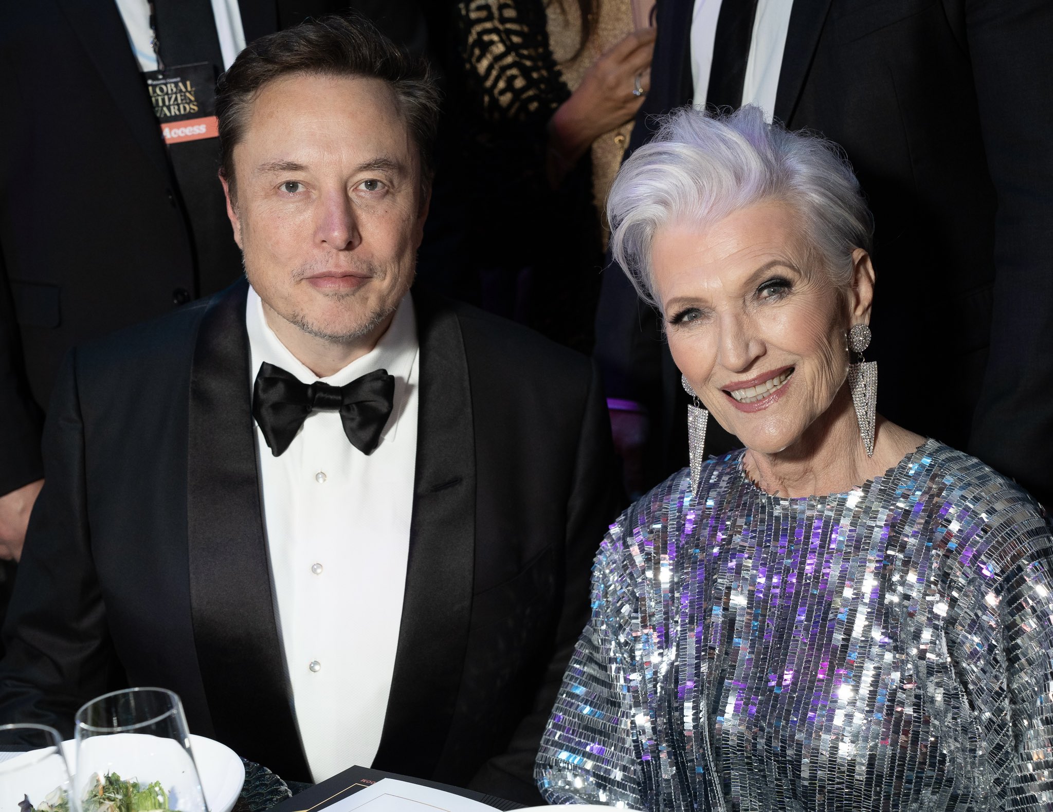 The Elon Musk Salute: Media Framing and Its Ripple Effect on Family and ...