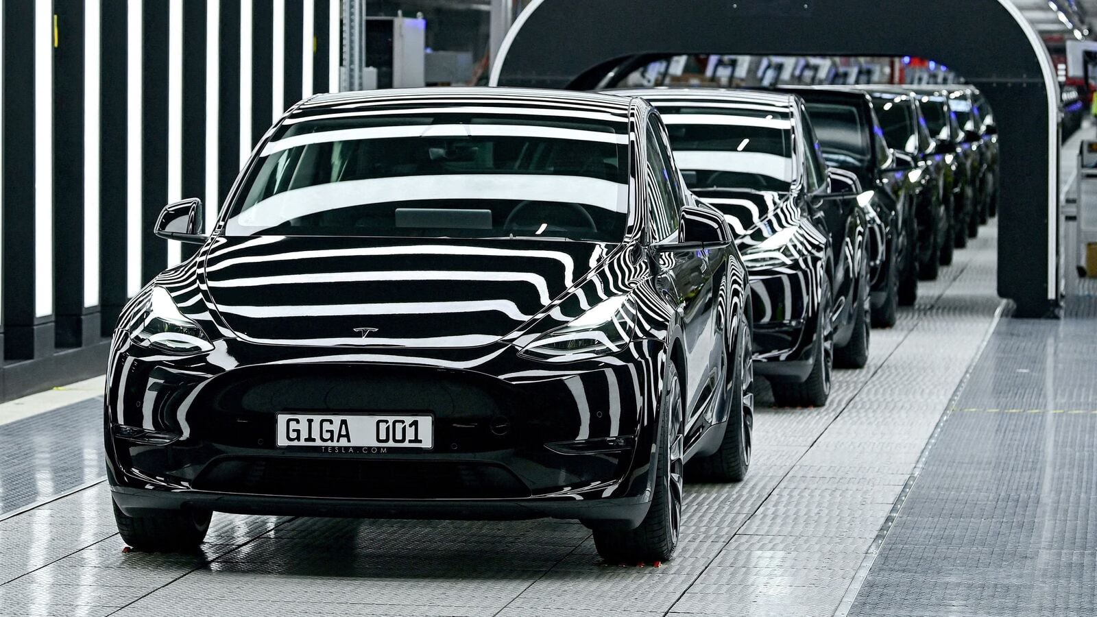 Tesla Patent Showcases How Its ‘Unboxed Process’ Boosts Efficiency and ...