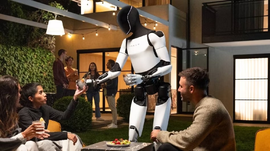 Elon Musk Drops New Details on Tesla Optimus at the Supercharger Diner ...