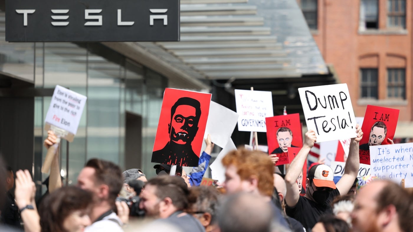 A Lesson in Compassion: The Forgiving Tesla Owner and a Call for Unity ...